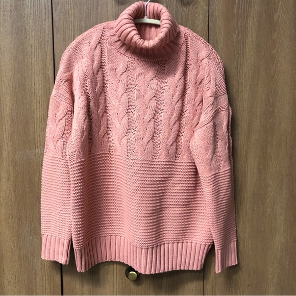 Boohoo | Sweaters | Nwt Boohoo Turtleneck Sweater | Poshmark